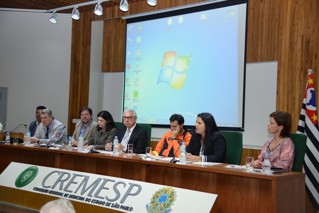 Coren-SP e Cremesp debatem desafios do Suporte Intermediário de Vida ...