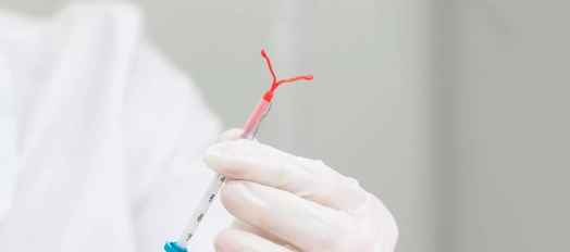 Enfermeiras e enfermeiros podem inserir e retirar DIU - Cofen